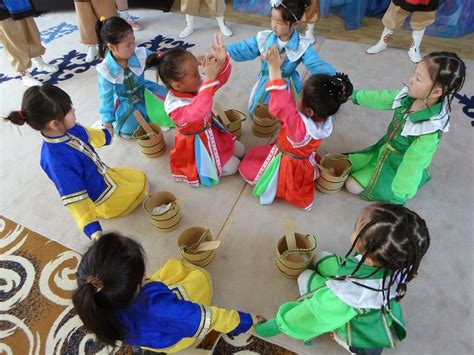 Бүжгийн гайхамшиг 2015 наадам боллоо Орхон аймаг Дэгдээхий цэцэрлэг