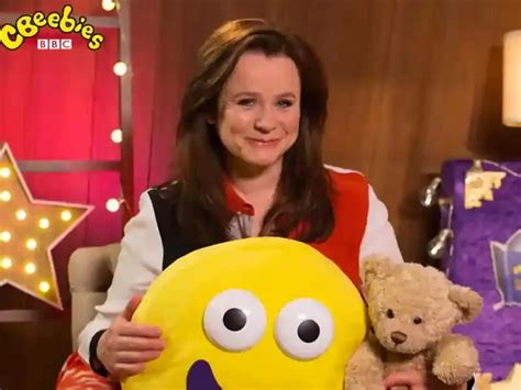 Emily Watson Measurements Bio Height Weight Shoe And Bra Size