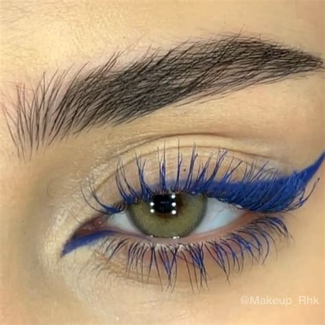 Beautiful Blue Eyeliner Tutorial Lady Hermosa In 2024 Blue Eyeliner