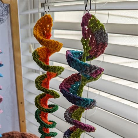 Free Mini Wind Spinner Crochet Pattern Ribblr