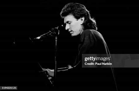 3138 Steve Winwood Photos And High Res Pictures Getty Images