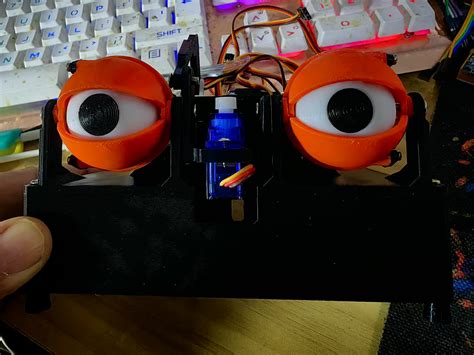 花雕学编程Arduino动手做 使用 Arduino 构建 D 打印的六舵机仿生眼机器人 Makelog 造物记