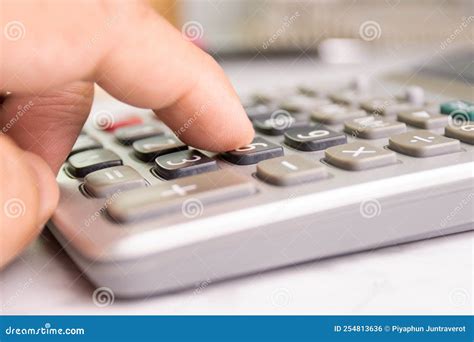 The Concept Of Calculation By Hand Is Menaio And The Sentence Making