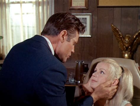 The Invaders Episode 6 Vikor 2 14 67