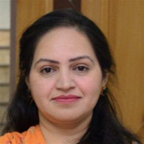 Syeda Bukharis Instagram Twitter And Facebook On Idcrawl