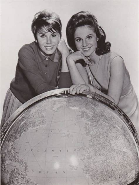 Judy Carne And Lynn Loring Sitcoms Online Photo Galleries