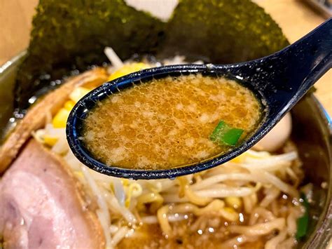 背徳の一杯！ど・みそ 京橋本店で特みそこってりらーめんを堪能した｜井上ケイタロウ