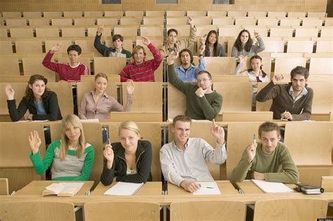 College Student Goes Viral When He Calls Out His Own Ignorance About College Student Goes Viral When He Calls Out His Own Ignorance About