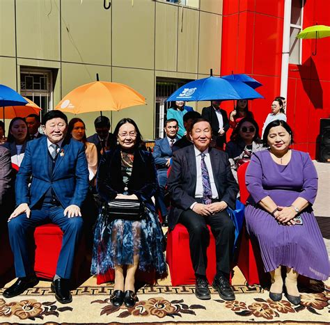 Их Их Засаг Чингис Соосэ Олон Улсын харилцааны сургууль