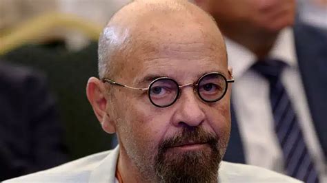 Piedone în Egipt Cine Este și De Unde Vine Fostul Ospătar 60m Ro