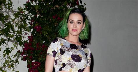 Katy Perry Exposed A Springy Strip Of Upper Belly