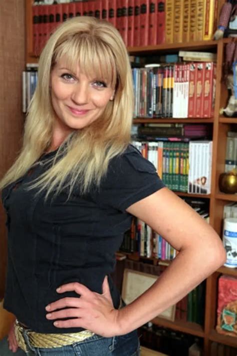 Голая Ардова Анна Слив фото груди без лифчика и жопы