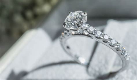 Engagement Ring Trends For 2026 Uk