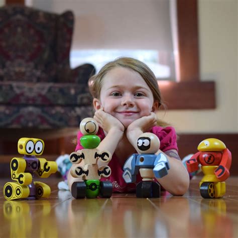 Tinker Totter Robots Playset And Game 28 Piece Set