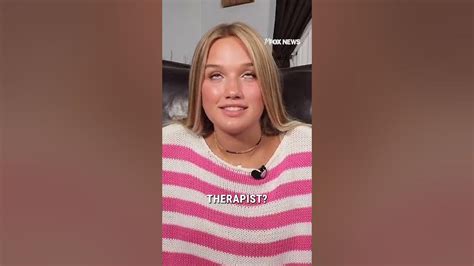 Dad Interviews Daughter On First Day Of School Every Year Since She Was