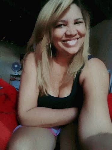 Linda GIF LINDA Discover Share GIFs