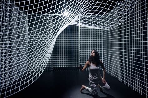 Hakanaï Projection Mapping Dance Performance By Adrien M And Claire B — Designcollector