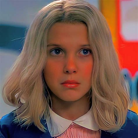 011 — Eleven — El Stranger Things S1 El Stranger Things Stranger