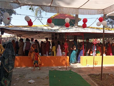 Queues For Darshan In 350 Year Old Pashupatinath Temple Of Itarsi इटारसी के 350 साल पुराने