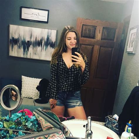 Berkat Tukang Antar Makanan Cewek Ini Pergoki Pacarnya Yang Seli