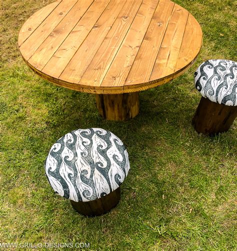 How To Build A Tree Trunk Table With Spoonflower Grillo Designs