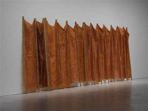 Eva Hesse 4columns