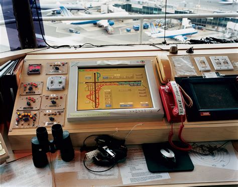 Traffic How Air Traffic Control Works Gq