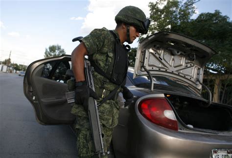 The Flow Of Guns From The U S To Mexico Is Getting Lost In The Border