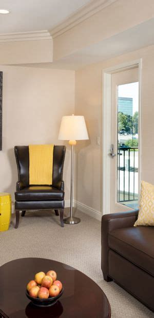 Ayres Hotel Orange Official Site Outlets At Orange Hotel