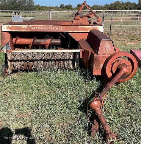 International Harvester 440 Hay And Forage Balers Square For Sale