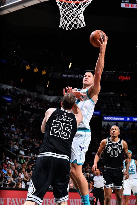 Hornets Vs Spurs Gallery 101922 Photo Gallery