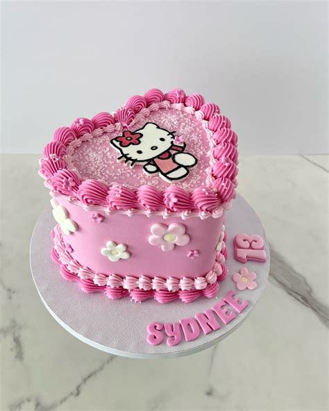 Mildred Delicious And Beautiful Custom Cakes In Orlando Fl On
