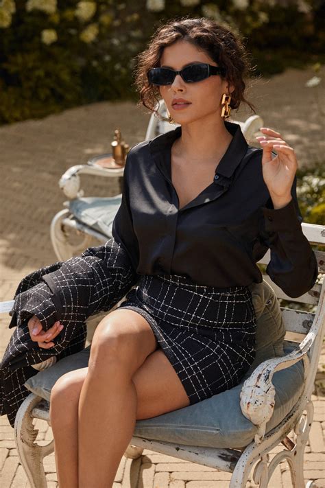 Купити Блуза штучний шовк чорна блуза колір чорний матеріал штучний шовк стиль повсякденний