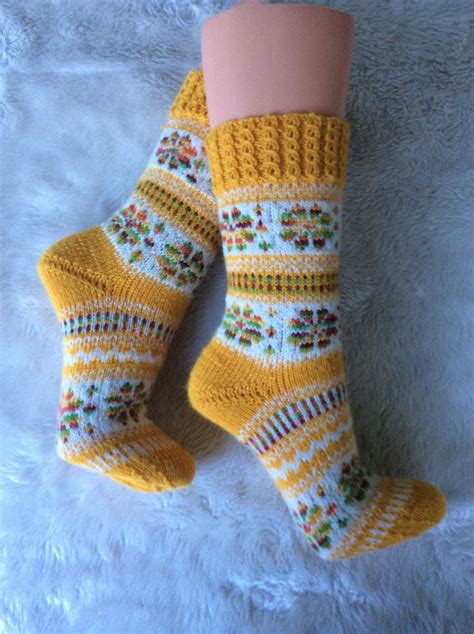 Free Fair Isle Socks Knitting Pattern