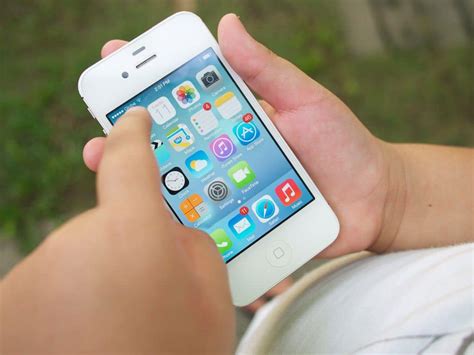 how to block phone numbers texts and facetime calls using ios 7 bit