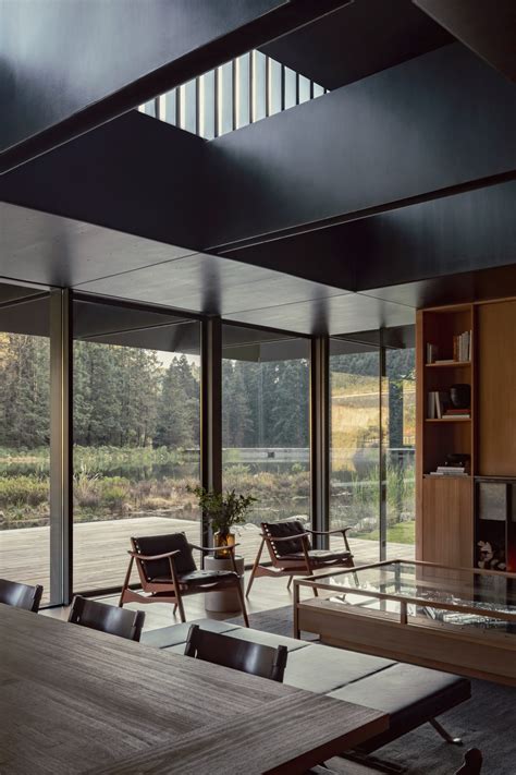 Hemaa Integrates Nuanced Structure Into Mexican Wetlands Pavilion