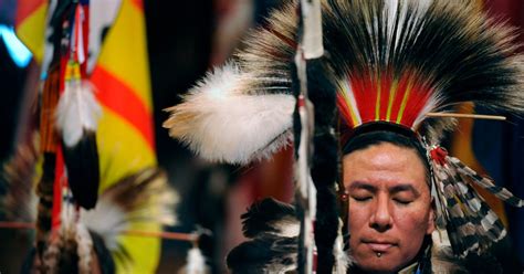 Nathan Chasing Actor Nativo Americano Acusado De Acoso Sexual