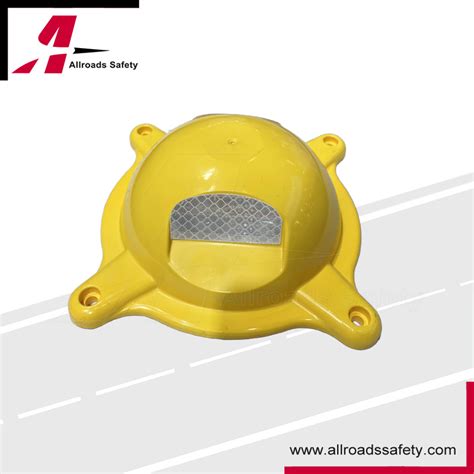 Plastic Raised Flashing Blinking Cat Eye Pavement Marker Traffic