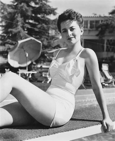 Pictures Of The Week An Olivia De Havilland Pictorial Tribute