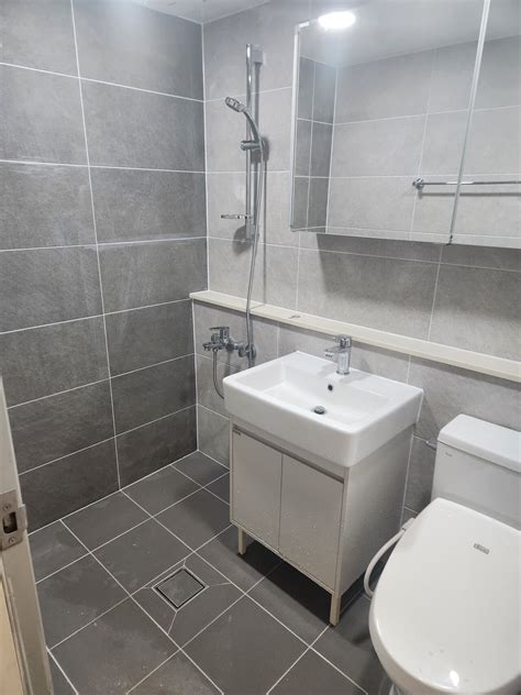 블라인드 블라블라 화장실 리모델링 했어