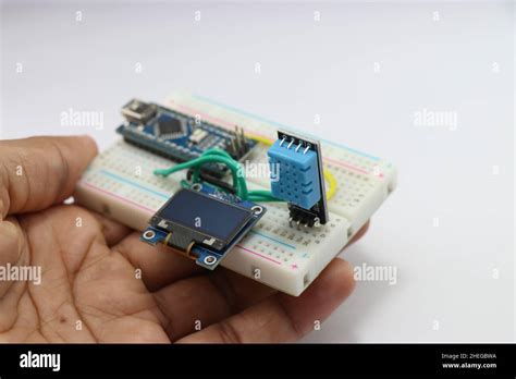 Humidity And Temperature Sensing Module For Arduino Projects With Oled Circuit On A Breadboard