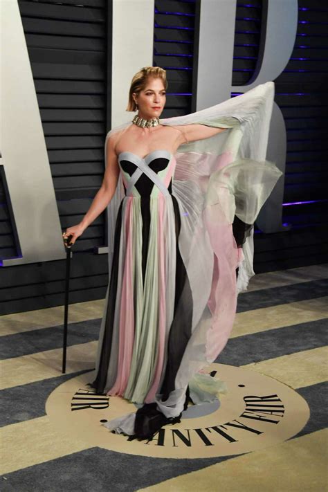 Selma Blair Makes First Public Appearance At Oscars Since Ms Diagnosis