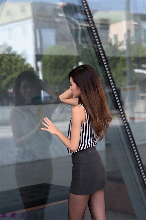 거리 사진 실크 발 No137 장준 Ol 검은 스타킹과 하이힐의 아름다운 각선미 V2ph