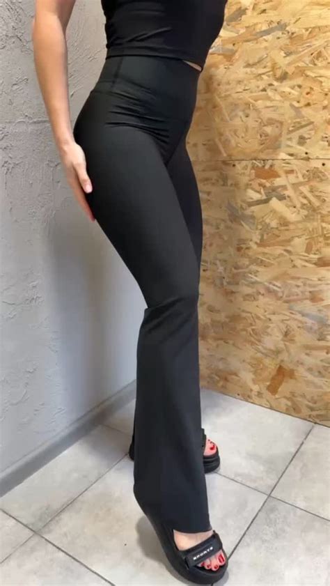 ФІТНЕС ОДЯГ ЛОСИНИ ТОПИ МАЙКИ ФУТБОЛКИ БЕЗШОВНІ🇺🇦 Лосини кльош гладенькі матові з біфлексу