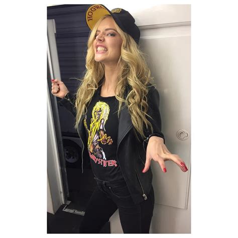 The Babysitter Scrolller