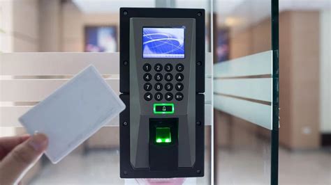 Essl Biometric Access Control Dual Sensor Fixed Frequency Emission Mode At Best Price In Mumbai