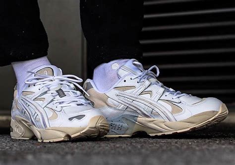 ASICS Gel-Kayano 5 OG White + Black Release Date | SneakerNews.com