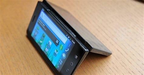 스마트폰 화면 5인치를 깬다