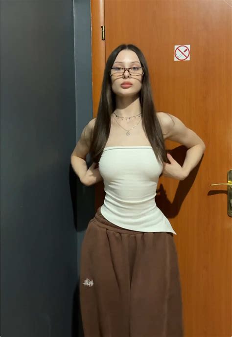 Відео користувача 愛 Yameikaa з композицією «original Sound 6y9z29a2 Tiktok