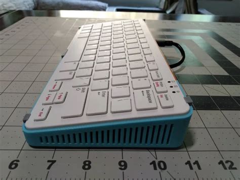 Raspberry Pi 400 Alternate Bottom With 2 5 Ssd Mount By Jispal01